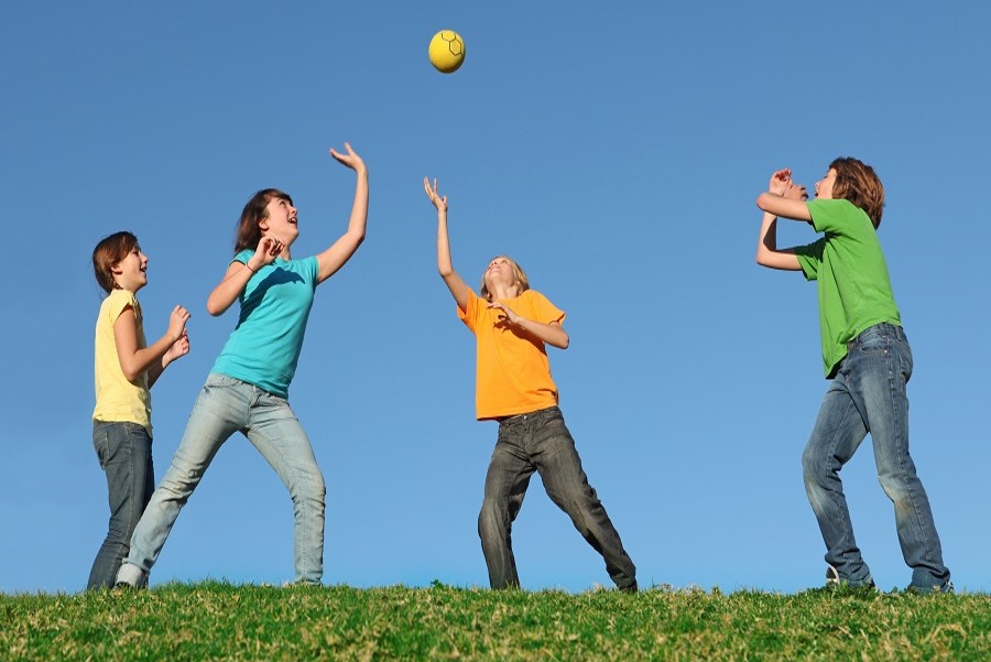 TOPIC 17- BALL GAMES - Ielts Ms Ngọc